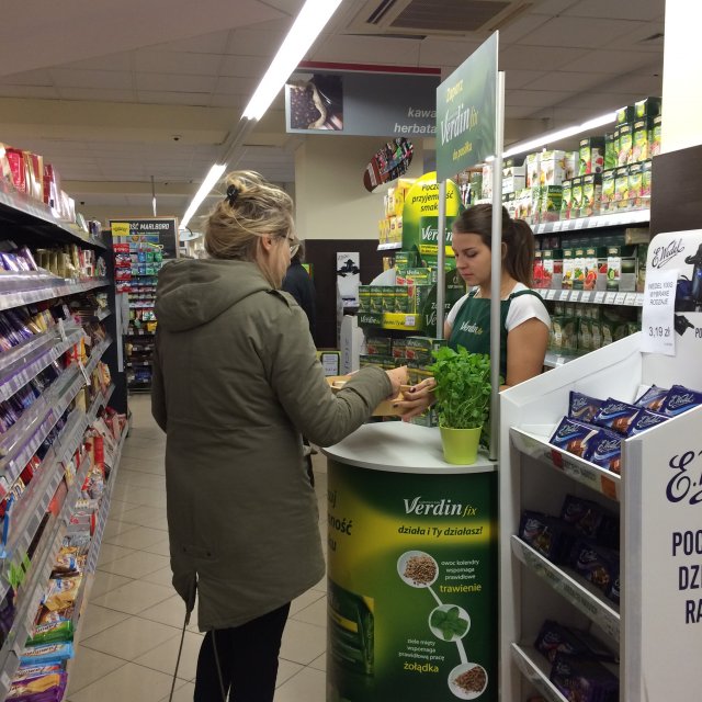 USP Zdrowie organizes Verdin Tea samplings with Option One in Poland | EFMP